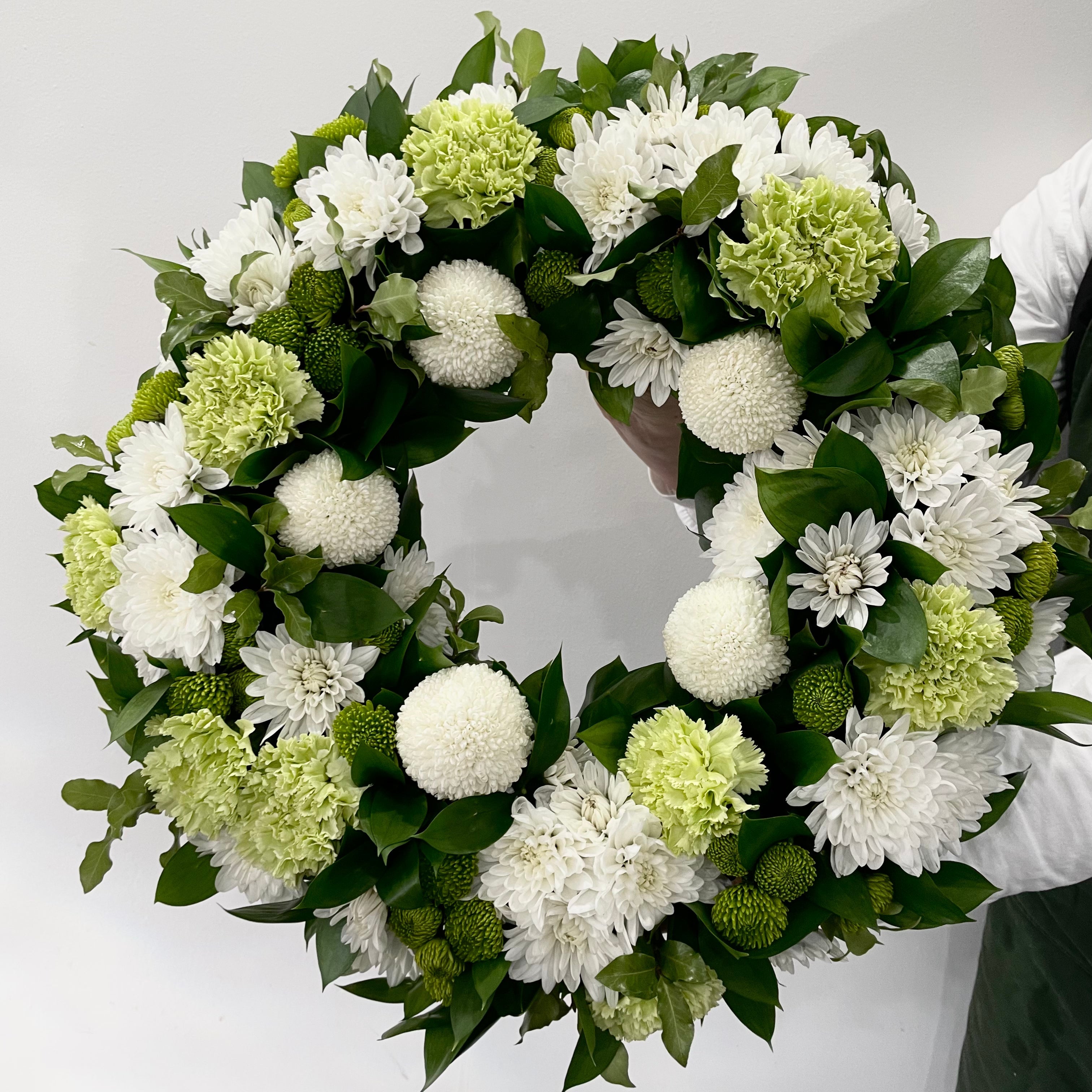 Classic Wreath – Petals on Parade